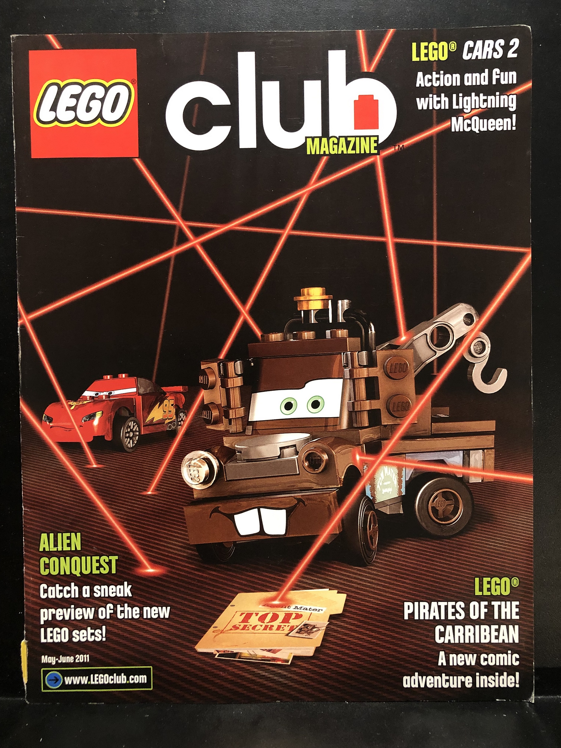 LEGO Club Magazine - May/June, 2011 - Parry Game Preserve