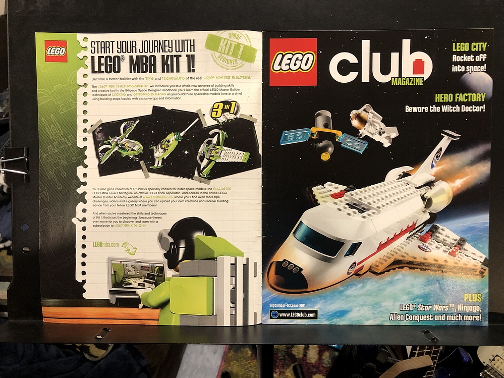 LEGO Club Magazine - September-October, 2011 - Parry Game Preserve