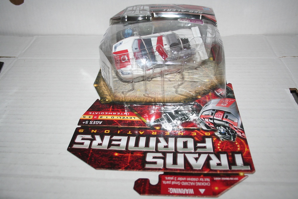 Transformers More Than Meets The Eye (2010) - Red Alert Deluxe Class ...